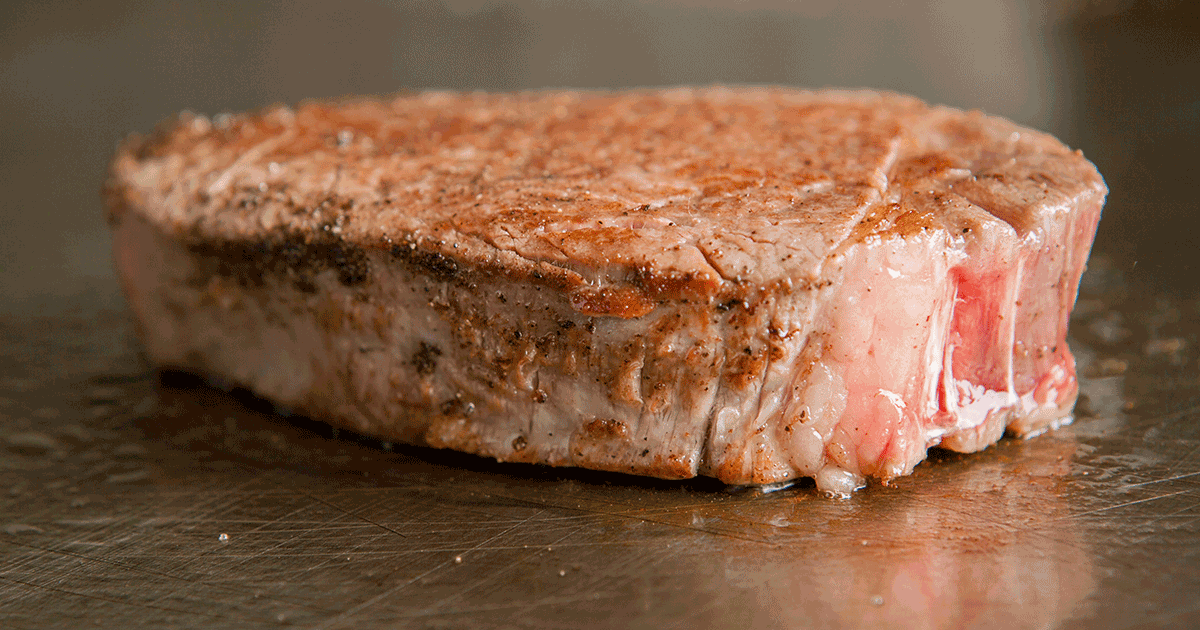 Teppan Steak in Sannomiya 「Kobe Beef Steak SAKURA」